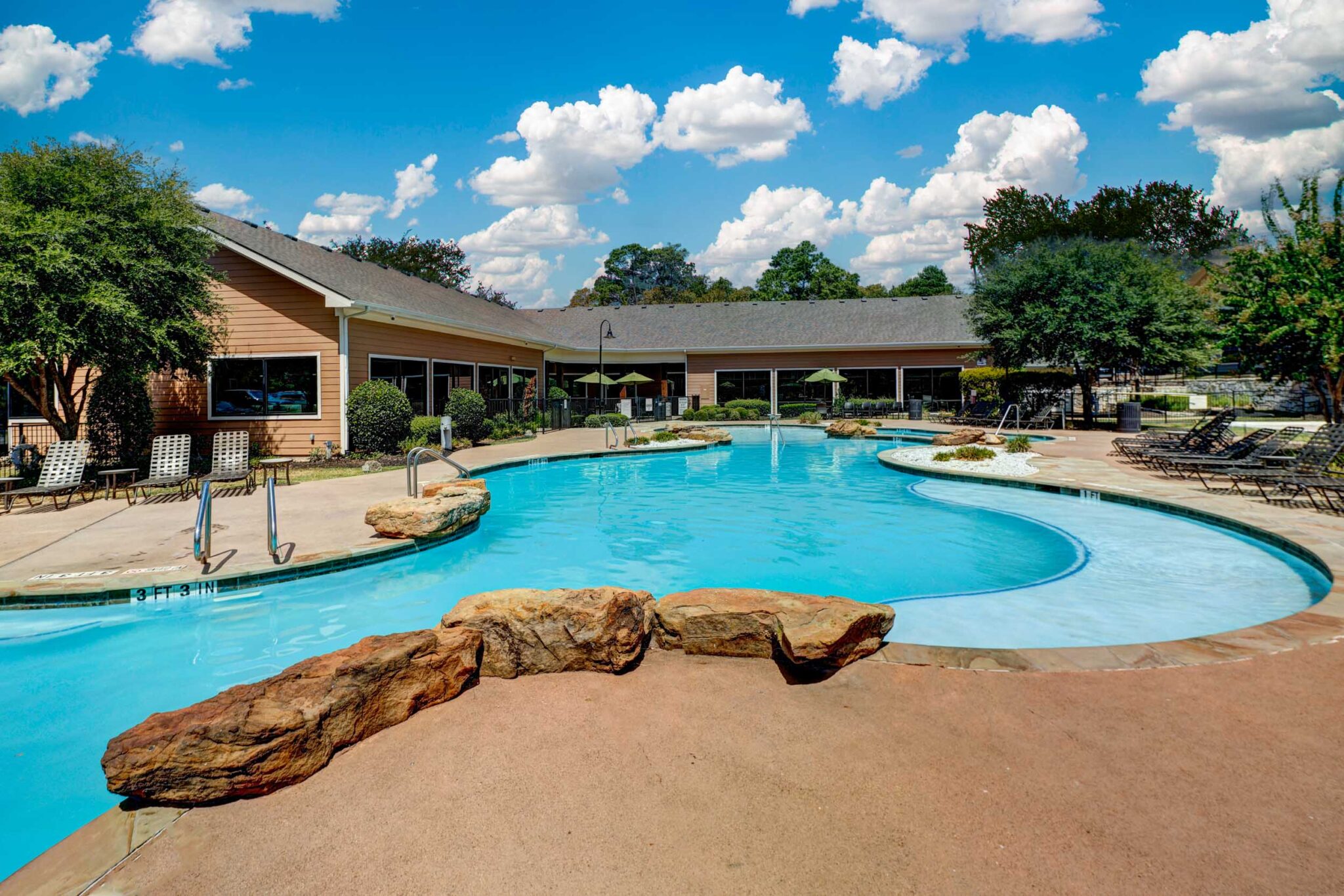Location | Apartments Near Sam Houston State University | Villas
